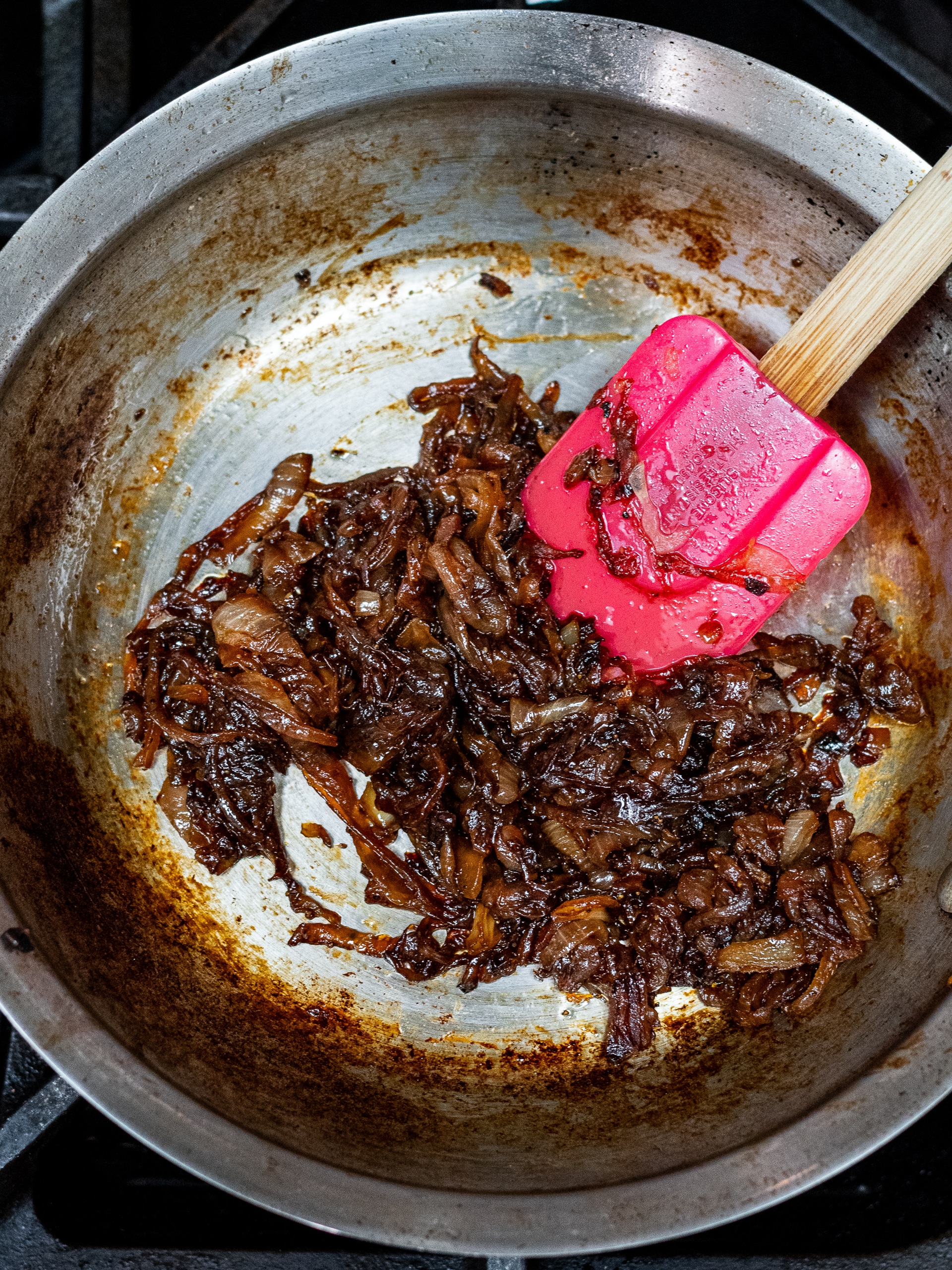 Caramelized Onion Flatbread with Bacon and Arugula
