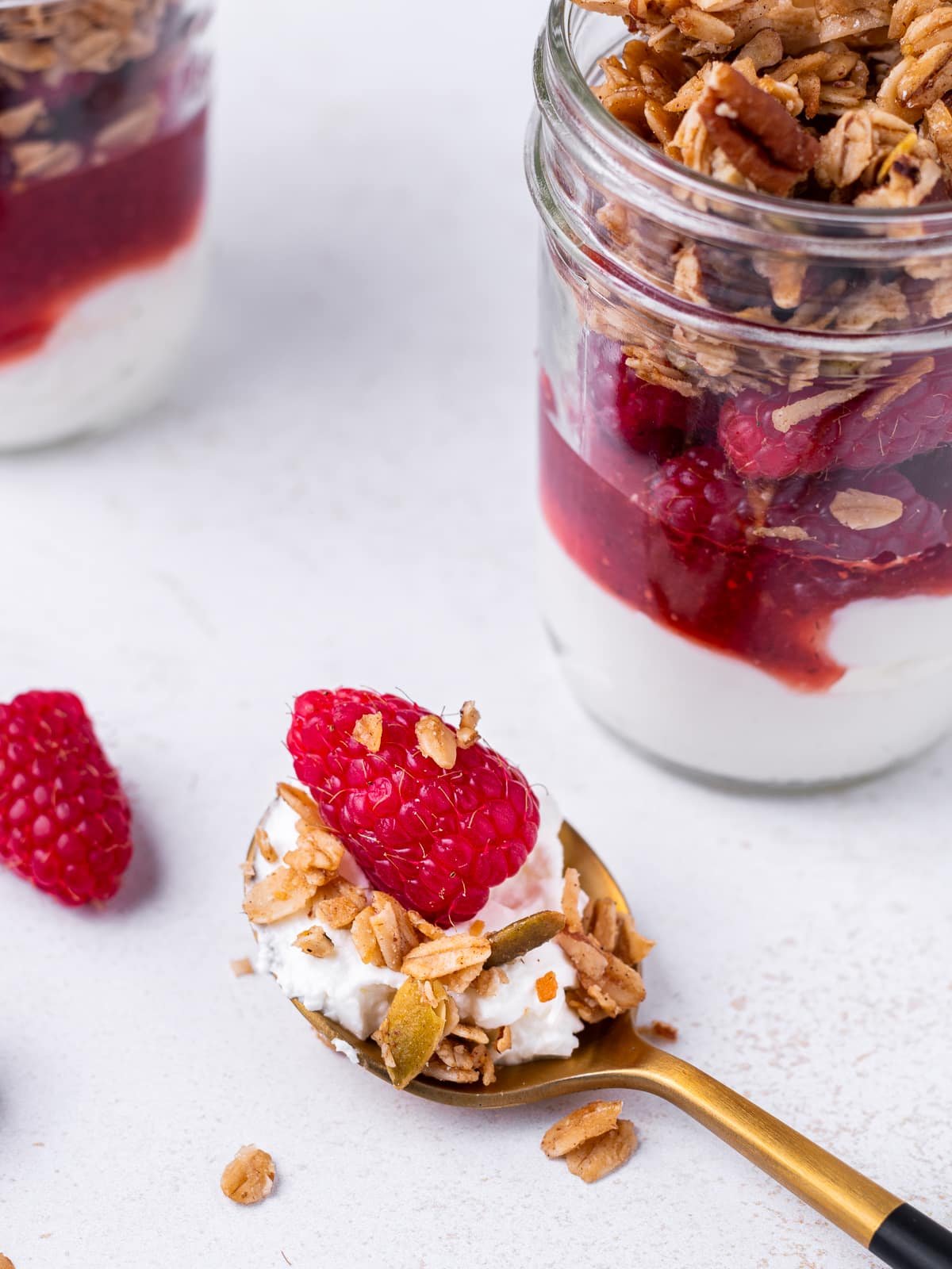 Easy Raspberry Parfait (breakfast, snack or dessert!)